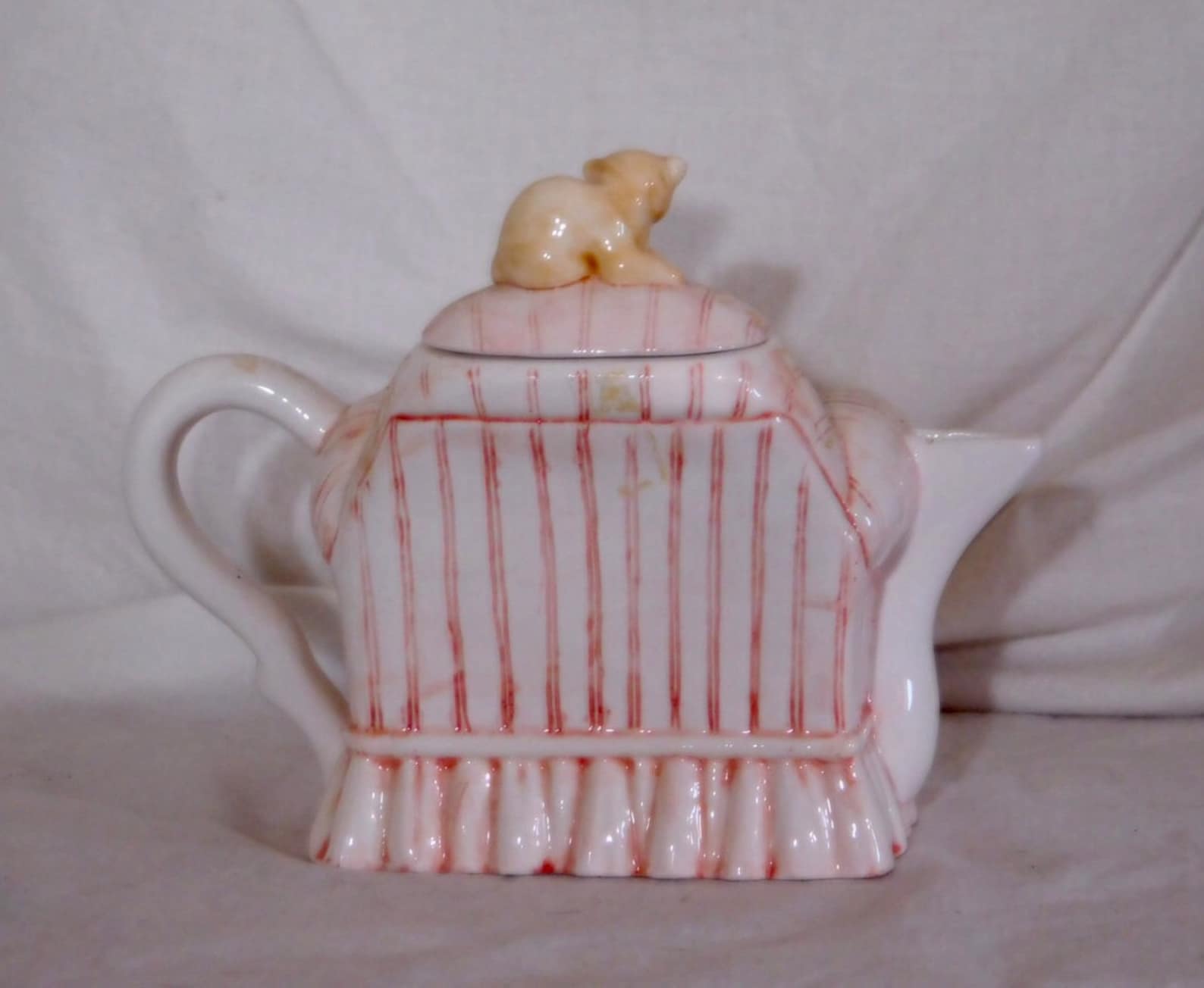 Vintage Teapot Novelty Teapot Decorative Teapot Chair Teapot - Etsy
