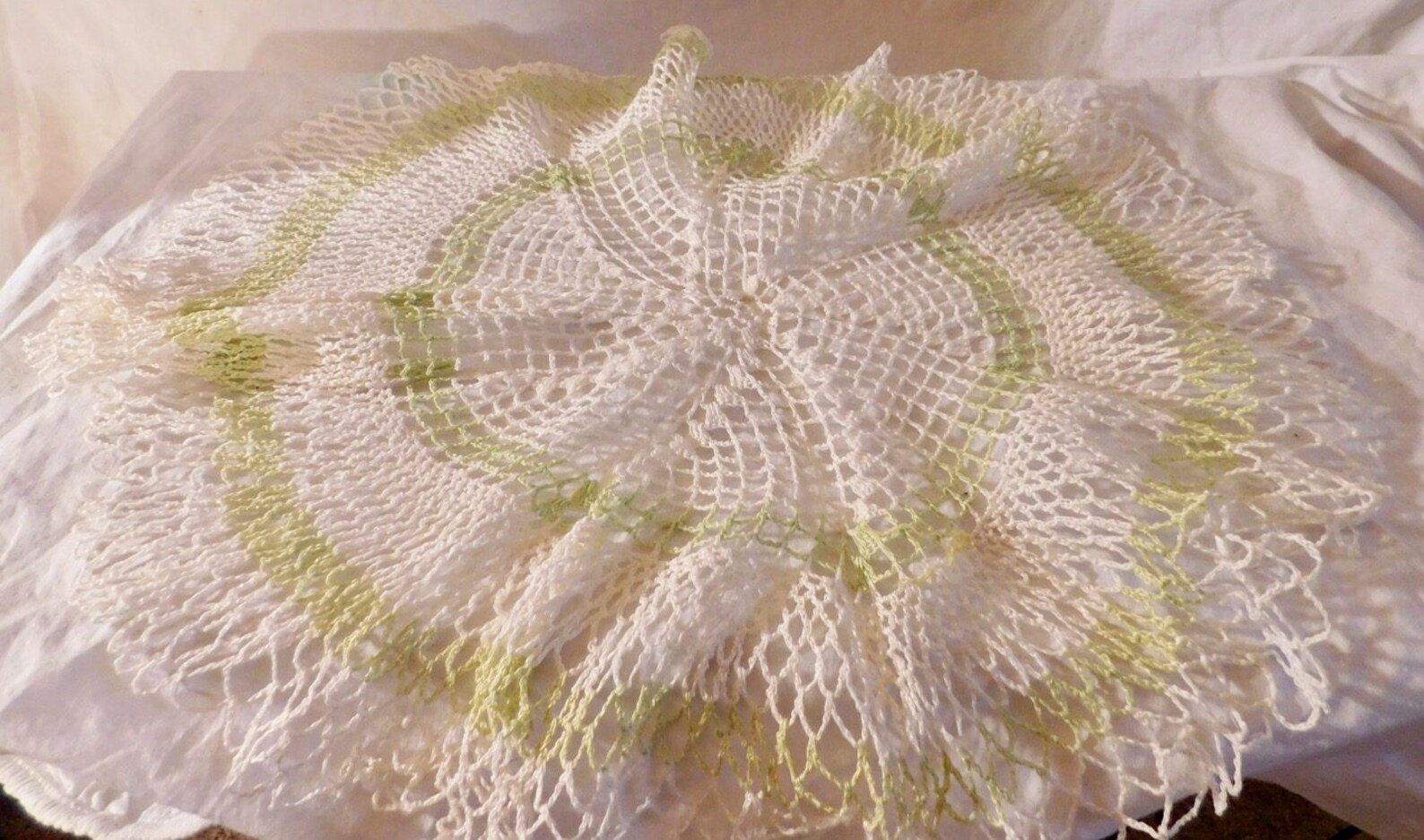 Green Doily Green and White Doily Large Doilies Set of 4 - Etsy