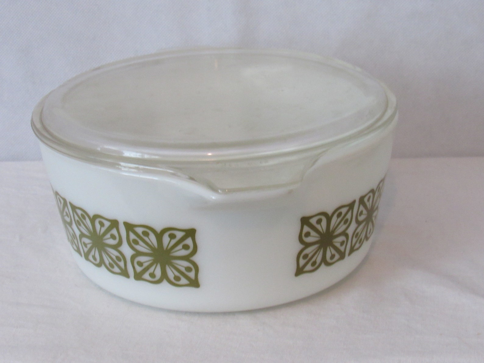 Vintage Pyrex 1950s Pyrex Casserole Dish Covered Casserole Dish Green ...