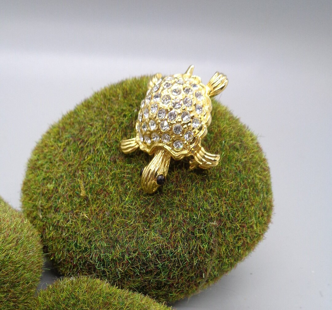 Vintage Rhinestone Encrusted Turtle Brooch - Etsy
