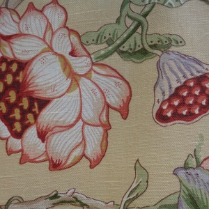 Vintage Margarita Design for SPECTRUM DESIGN GALLERY *** Fabric Sold by ...