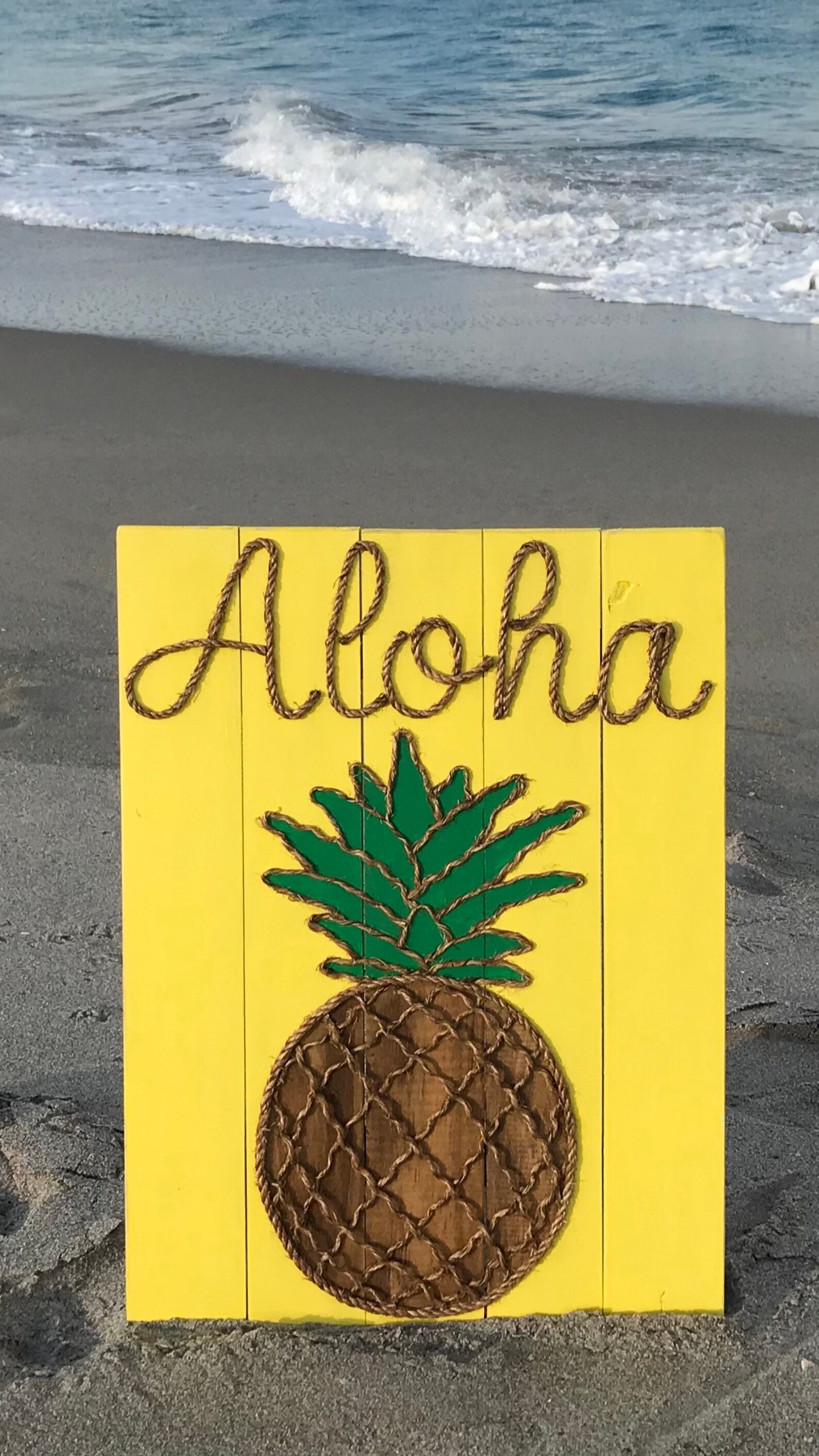 Handmade aloha Pineapple With Rope Beach Pallet - Etsy Canada
