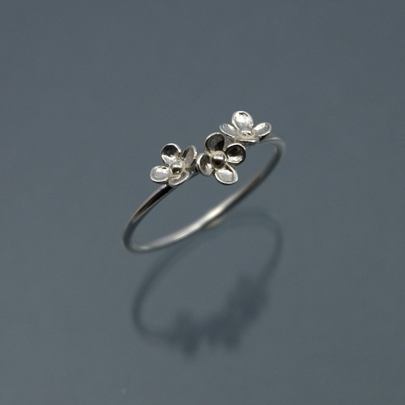 Floral ring in 925 sterling silver with 3 flowers nature | Etsy