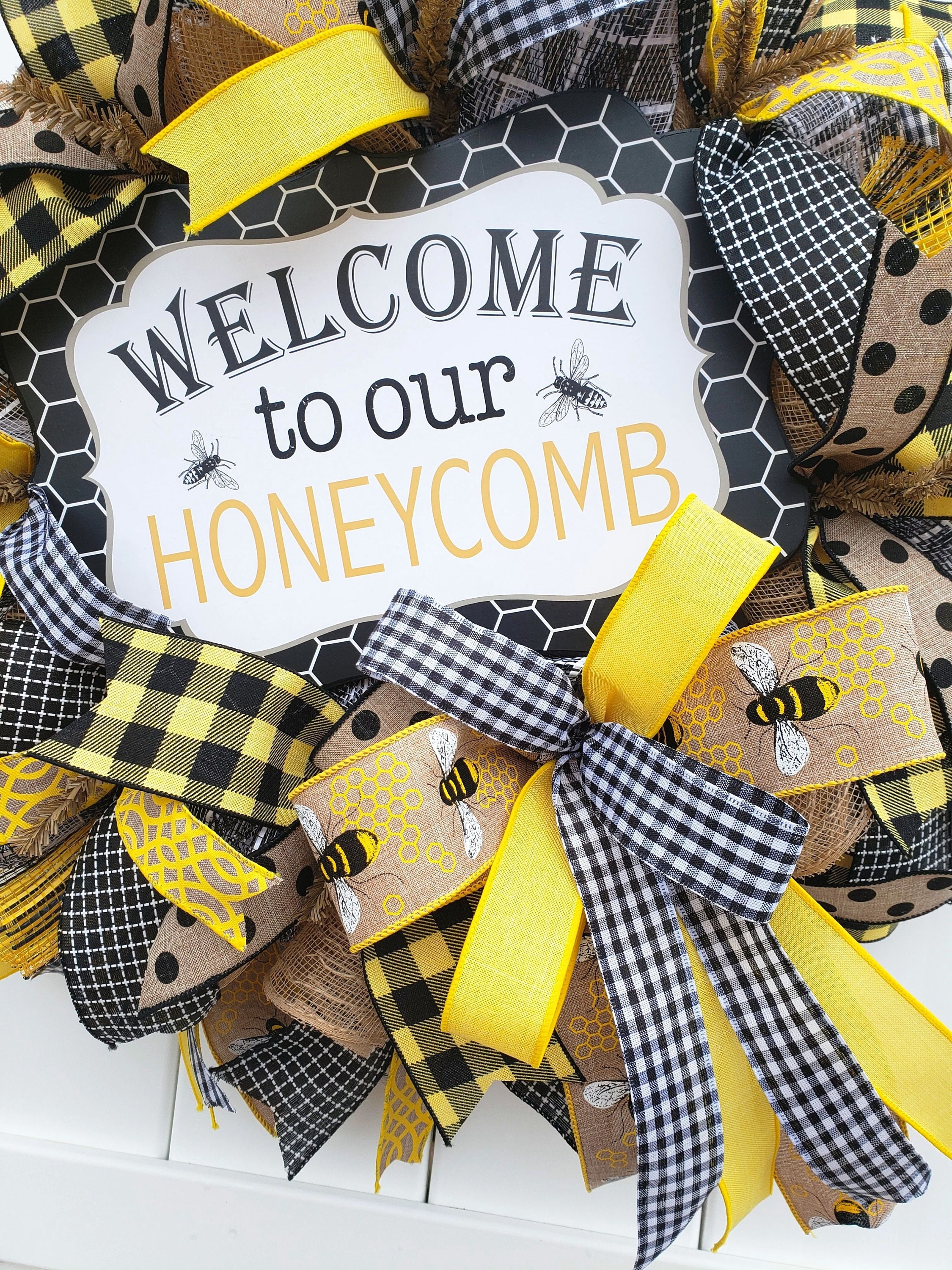 Welcome to our Honeycomb Wreath Welcome Wreath Honey Bee | Etsy