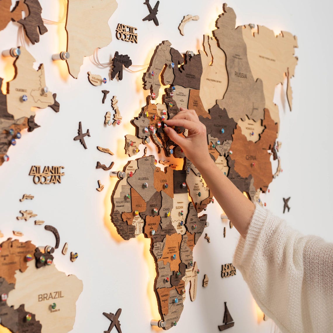 World Map Wall Art, Interactive LED Map, Push Pin Map, Home Decor, 3D ...