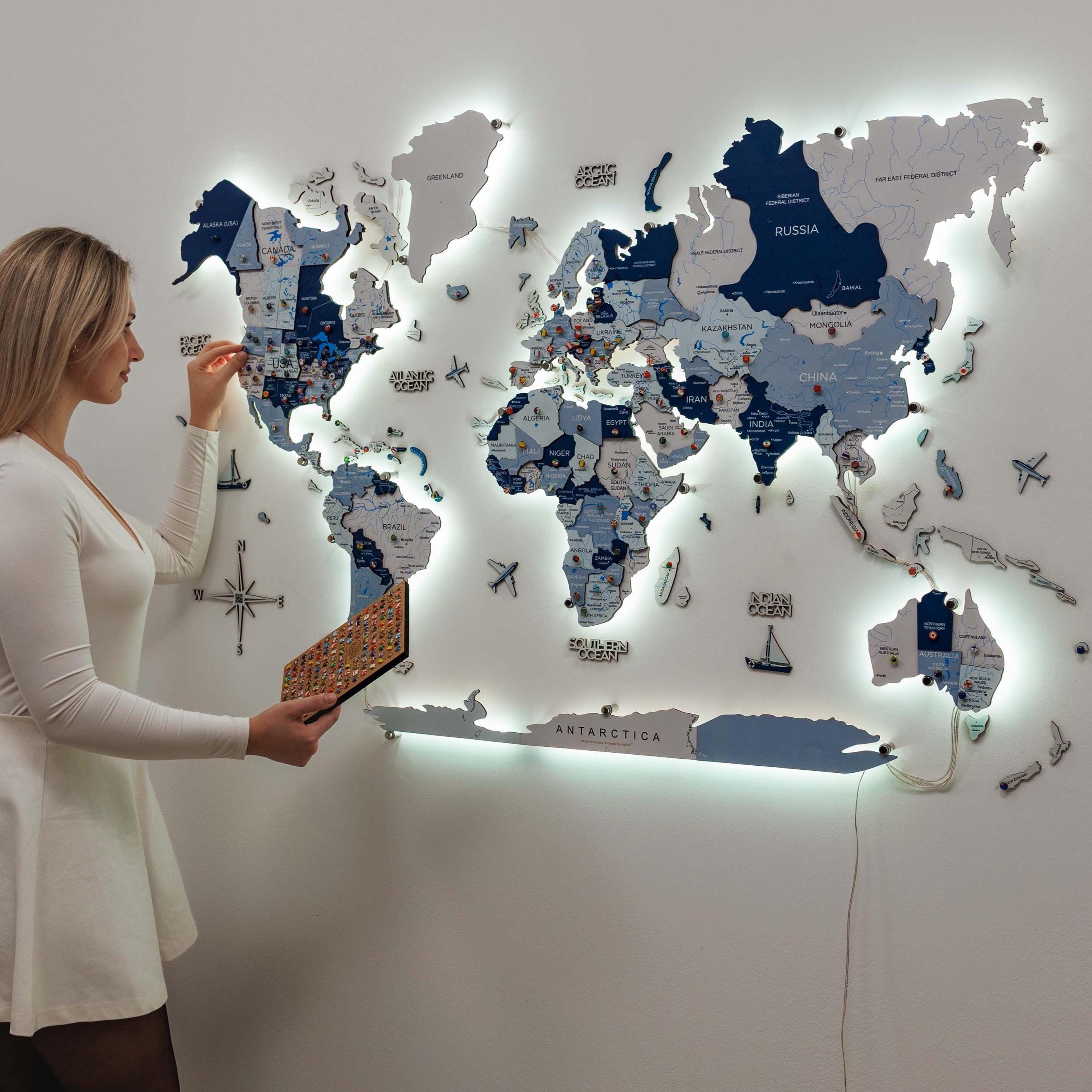 3D Wooden World Map With LED Backlight, Push Pin Traveling Map Tracker ...