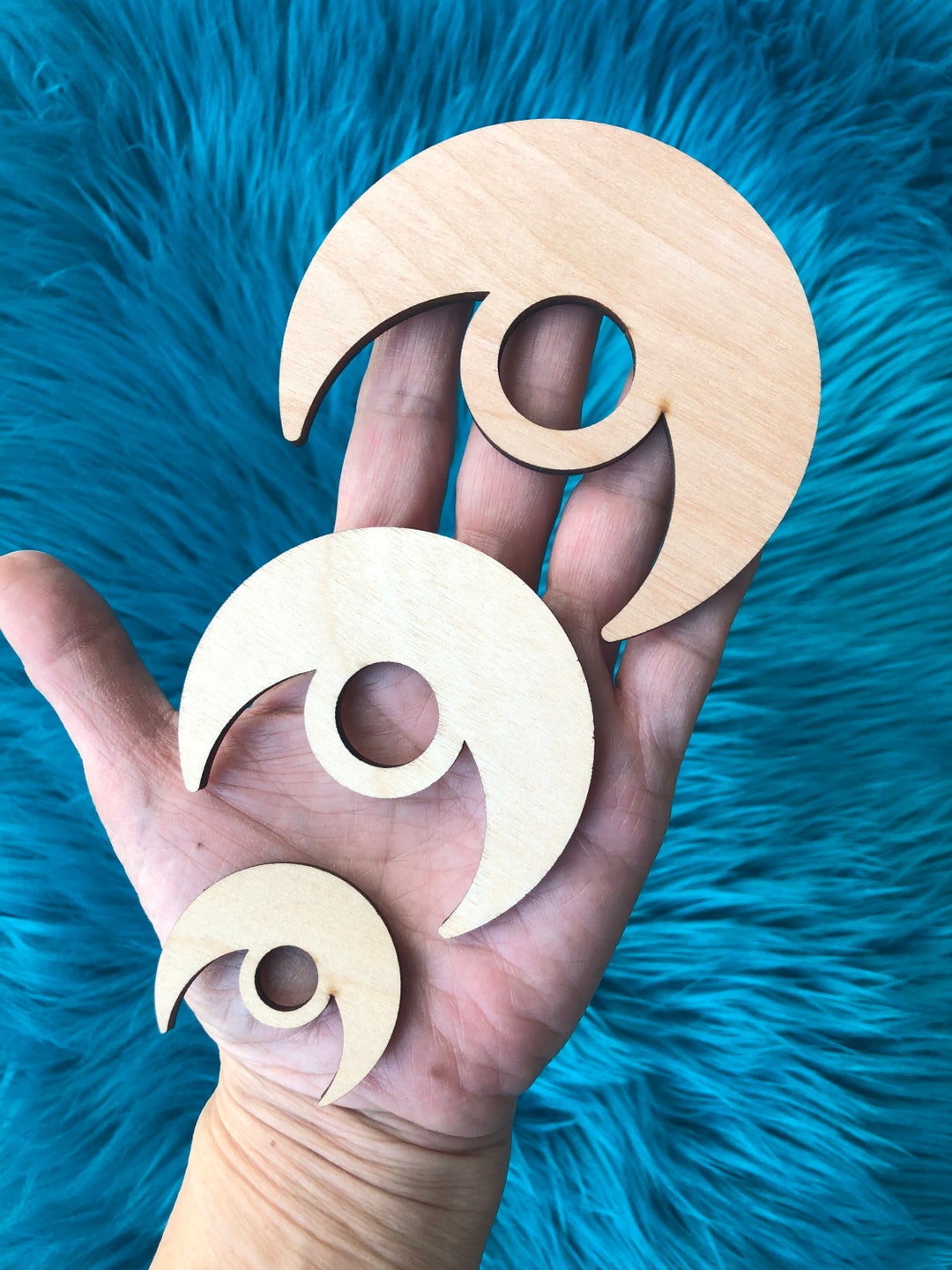 Set of 3 Wood Moon Shape Sphere Holder - Etsy