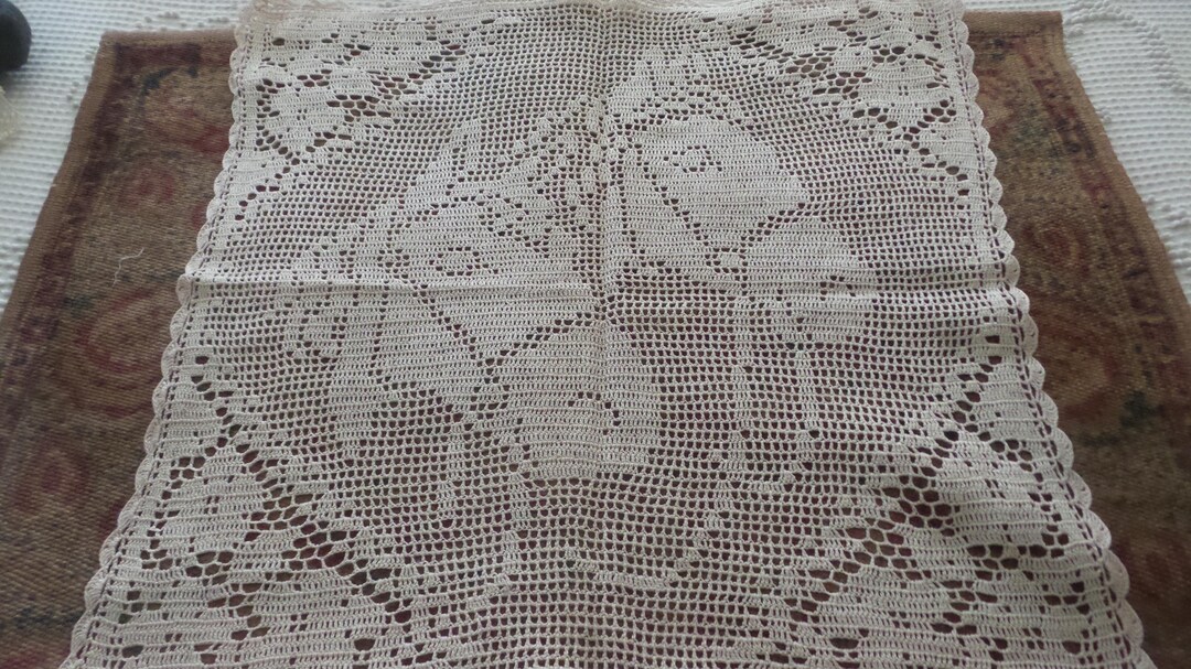 Antique Crocheted 3-piece DOILY SET, HORSE Design, Cream, Vintage ...