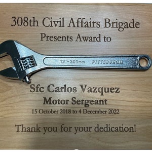 Award Plaque Gold Screwdriver - Personalize, Engrave - Recognition ...
