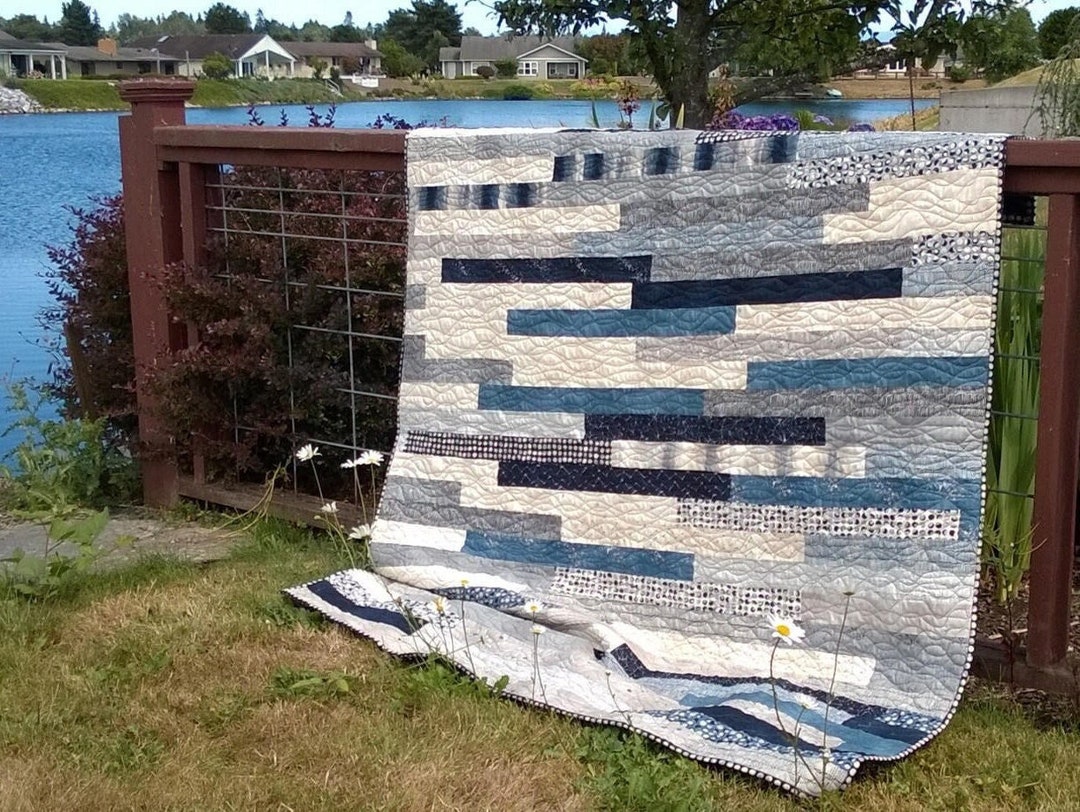 Jolly Jelly Roll Quilt Pattern | Two Sizes Included [PDF Download] - Etsy