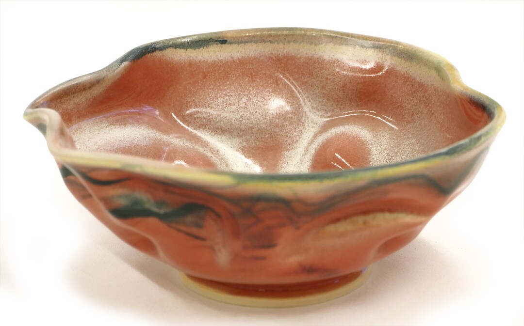 Wavy Pot - Etsy