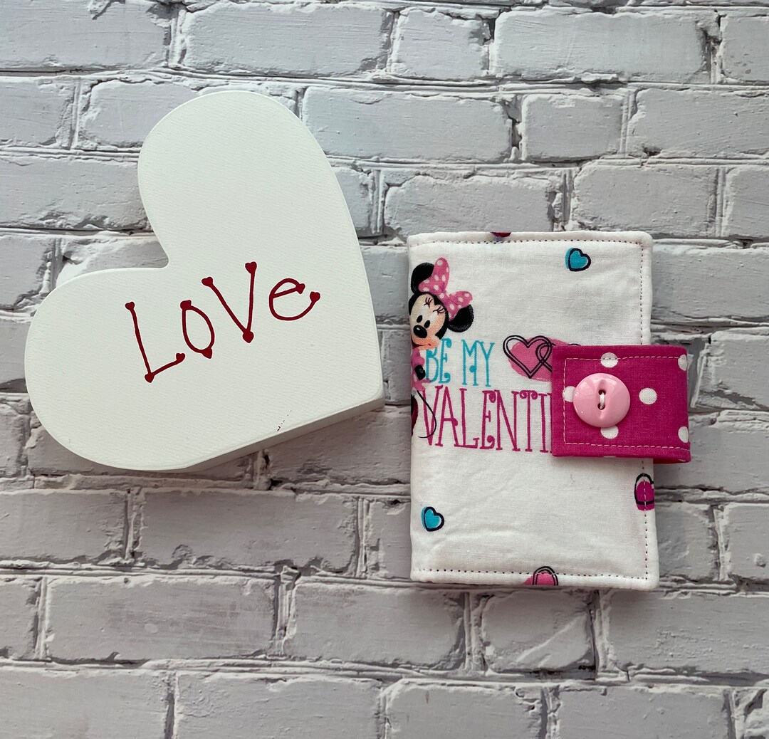 Minnie Be My Valentine Wallet - Etsy