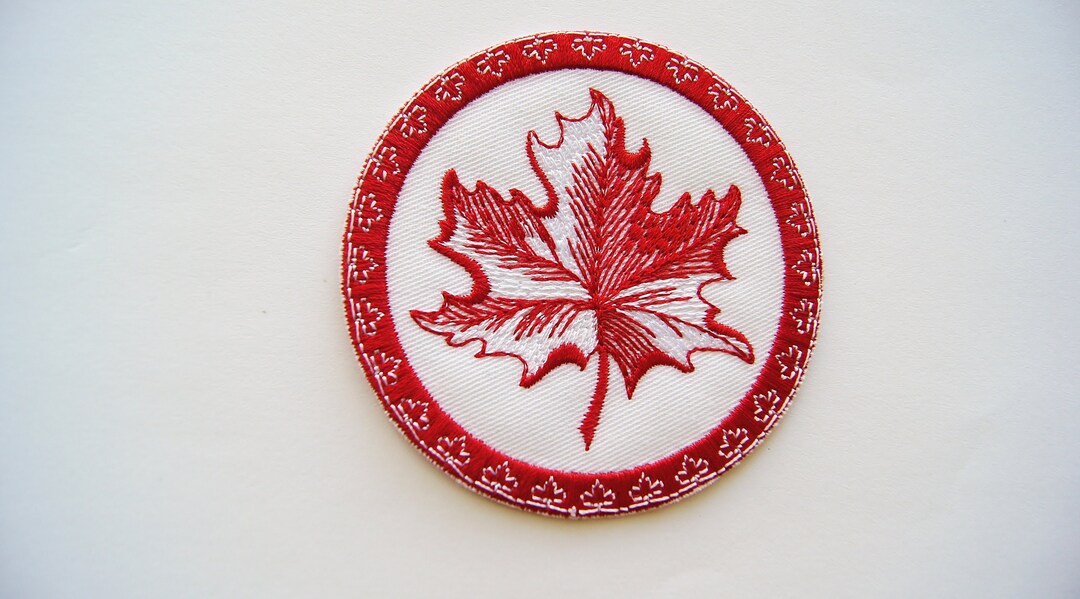 Maple Leaf Patch. Iron on Embroidered Patch - Etsy