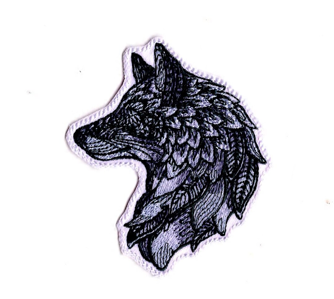 Timber Wolf Patch Embroidered Iron on Endangered Wolf Applique Fabric ...