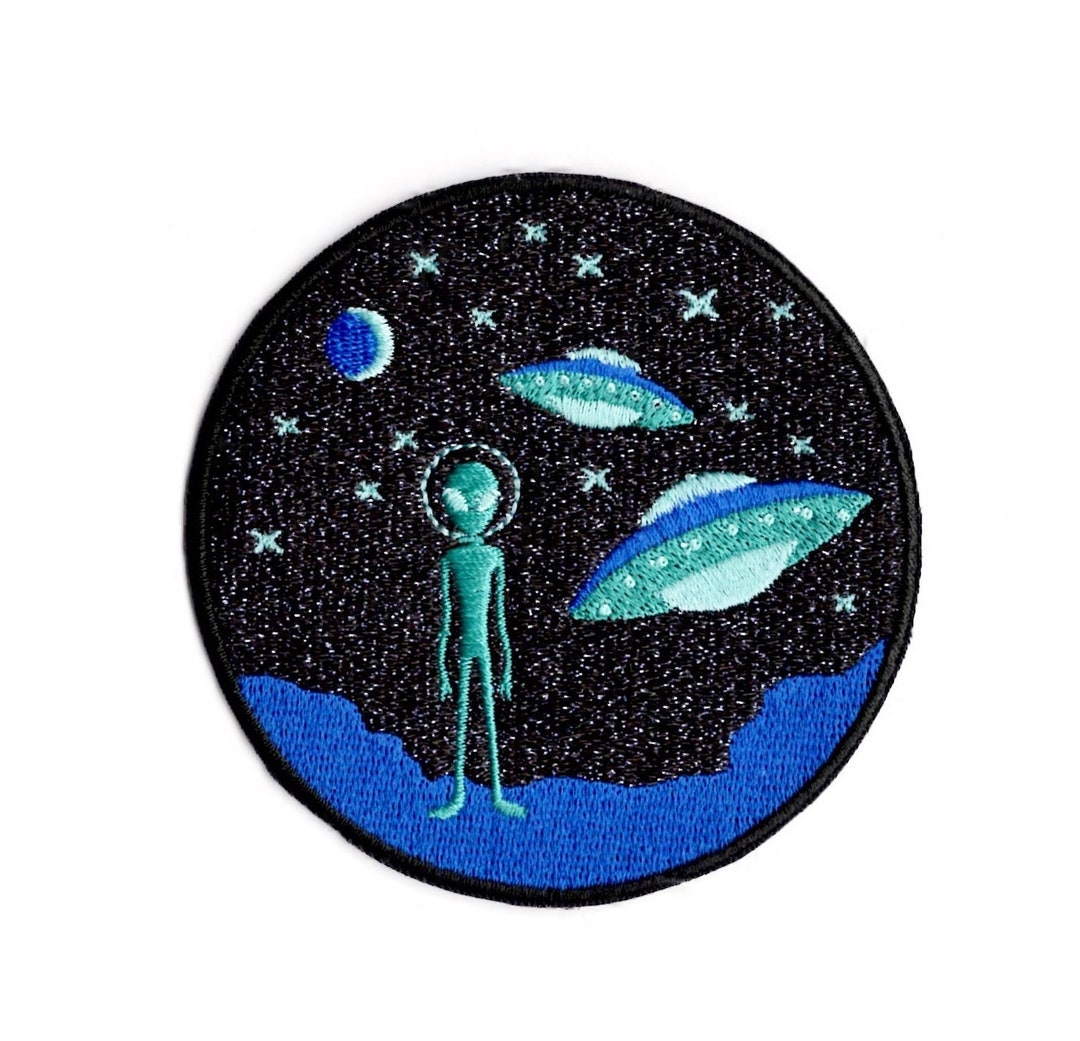 Alien in Space Patch by Balkisboutique Embroidered Iron on Patch Alien ...