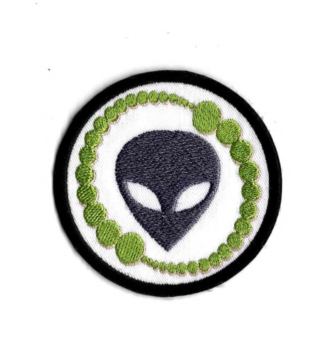 Embroidered Alien Crop Circle Patch: Iron-on UFO Badge - Etsy