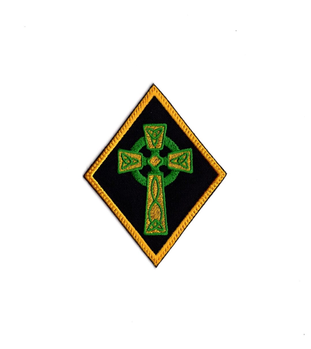 Celtic Cross Patch: Embroidered Iron-on Fabric Applique - Etsy