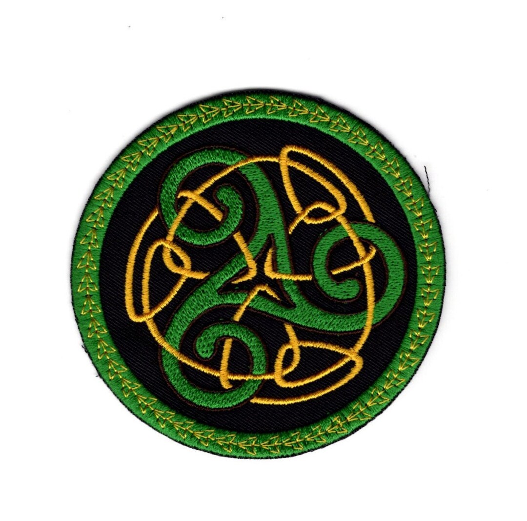 Celtic Triskele Spiral Patch - Embroidered Iron-on Irish Celtic Fabric ...
