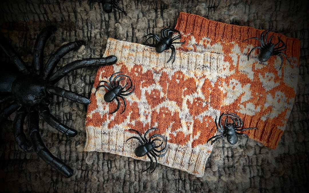 Ghost Stories Cowl Knitting Pattern Halloween Dk Weight Yarn Fair Isle ...