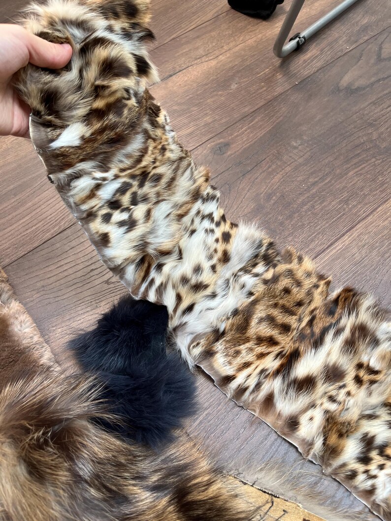 Huge Pile of Scrap Furs Fur Coat Scarves Collars Cross Fox, Beaver ...