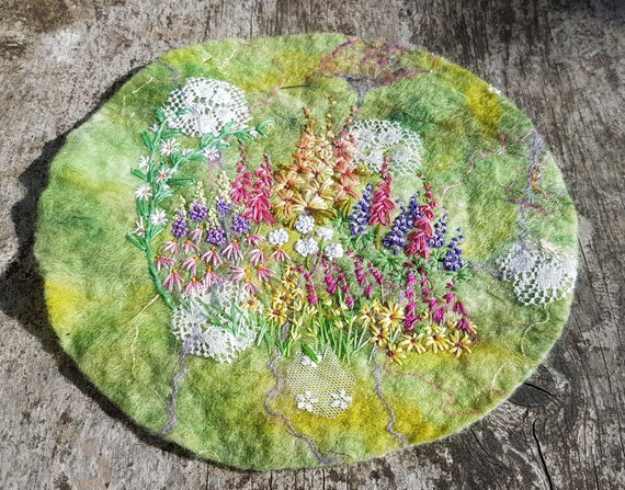 English Country Garden Embroidered Felt Textile Art Picture - Etsy
