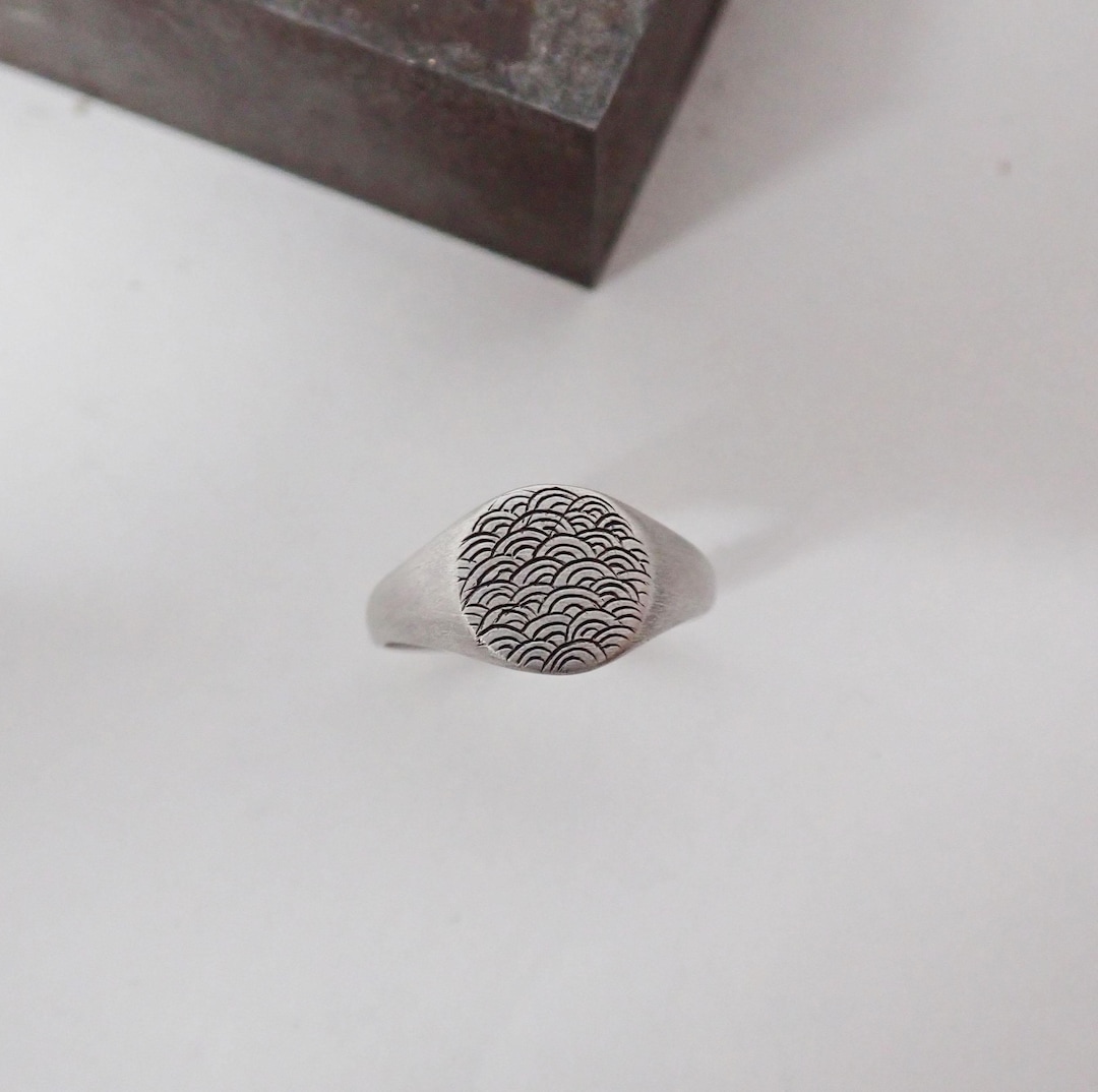 Seigaiha Silver Ring, Round Silver Signet Ring, Engraved Signet Ring ...
