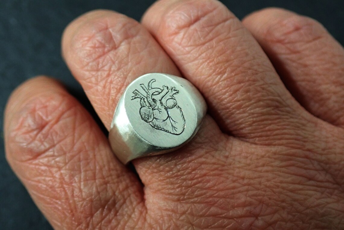 Anatomical Heart Ring Engravet Heart Realist Heart Signet - Etsy