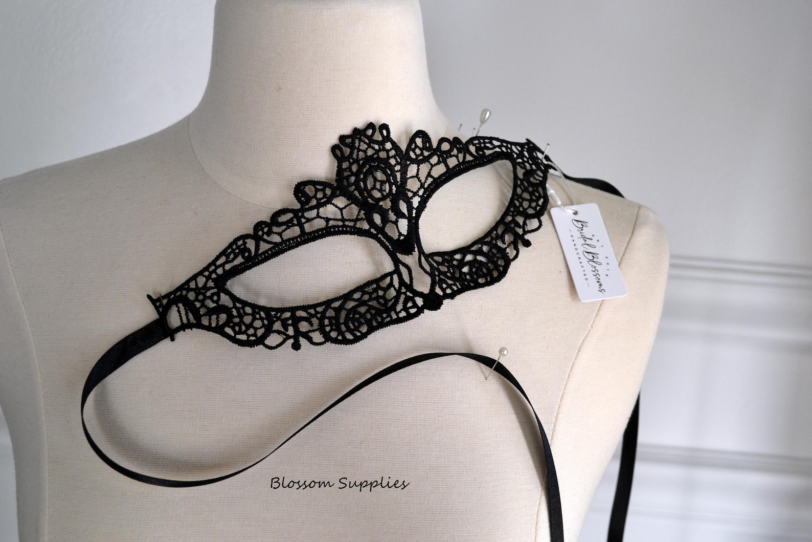 Dark Red Burgundy Flower Masquerade Mask - Embroidery Masks - Halloween ...