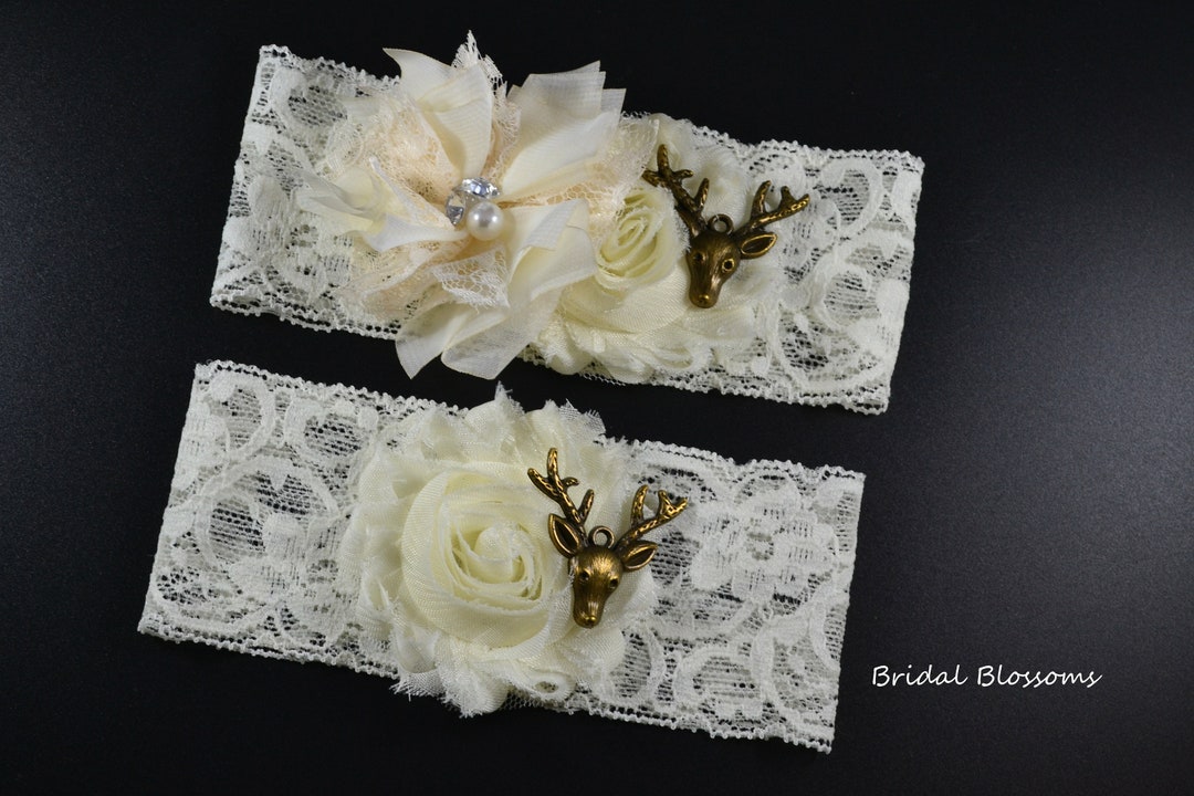 NO SLIP Deer Bridal Garter Set | Ivory Cream Wedding Garters | Flower ...