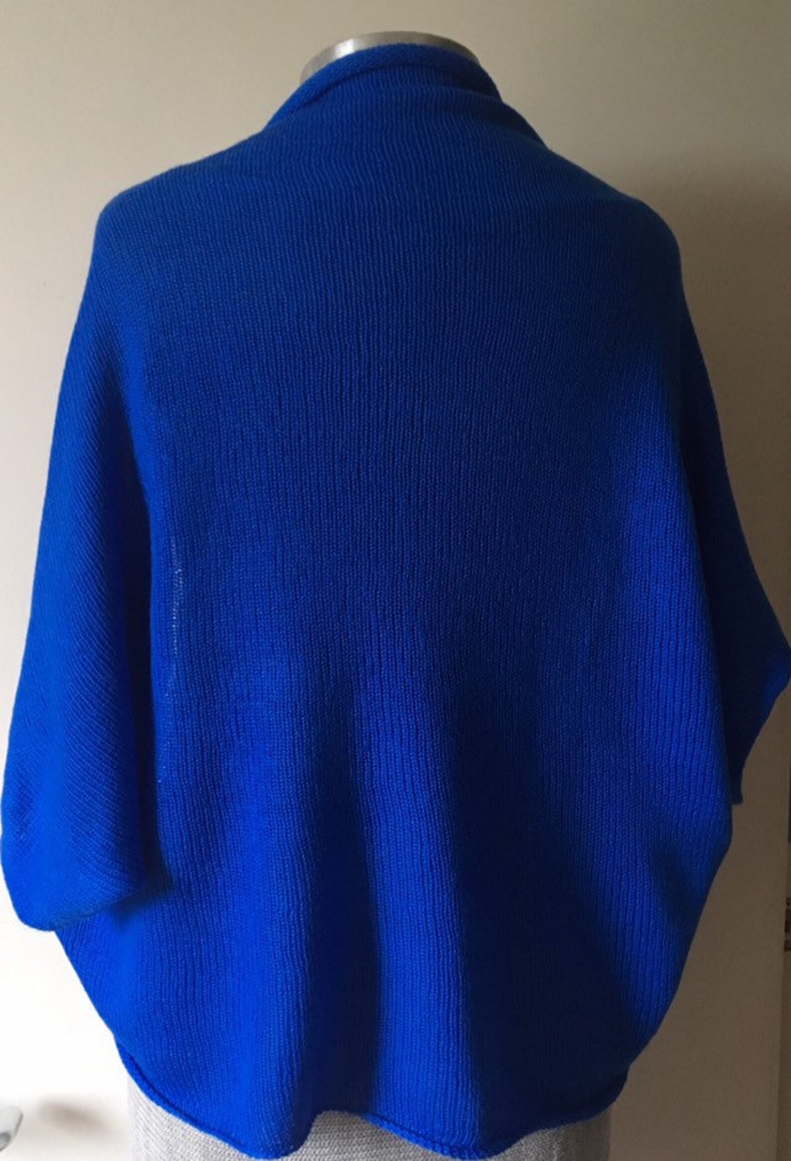 Short Sleeved Batwing Shrug - 100% Merino Wool Knit - Cardigan - Shawl ...