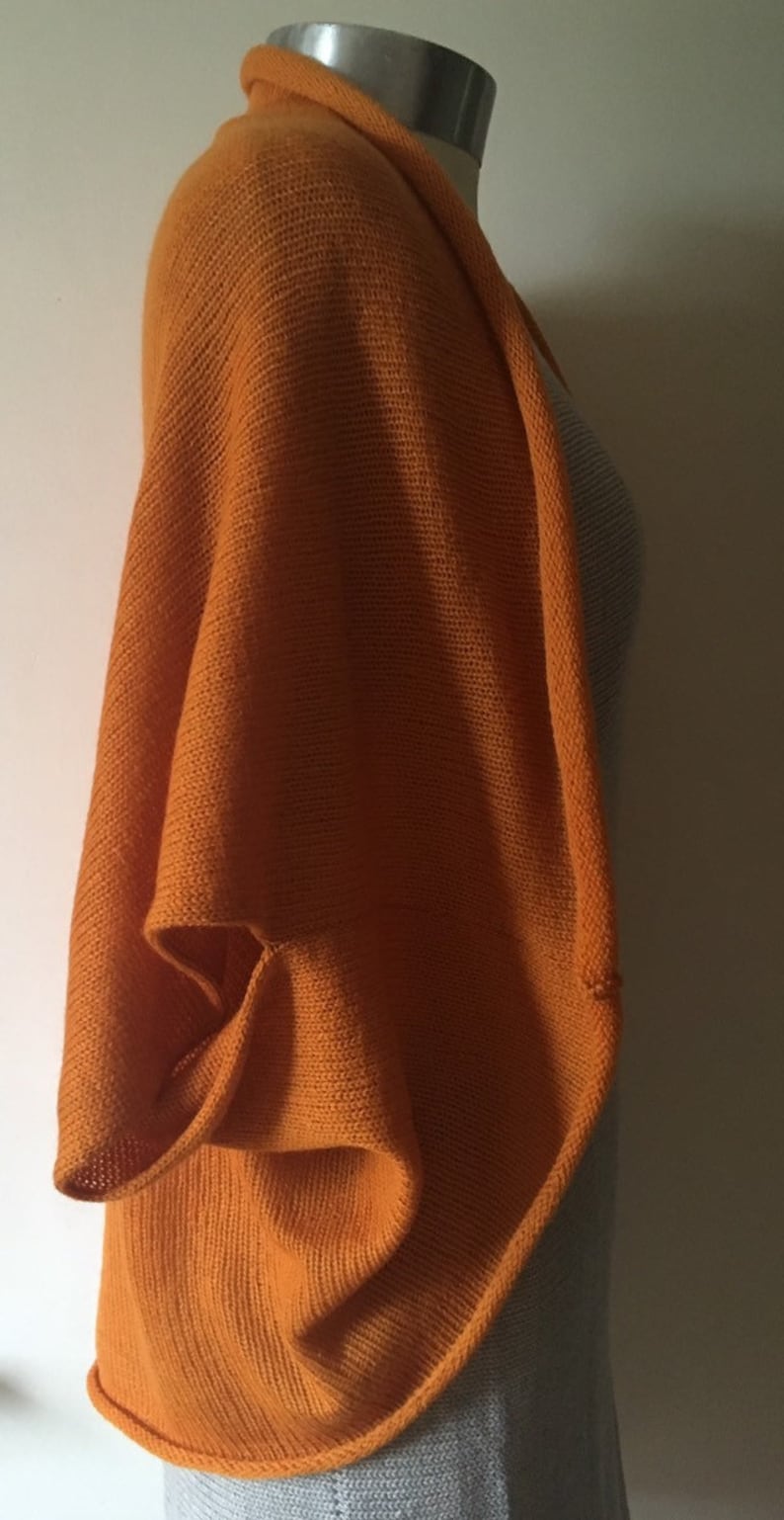 100% Merino Wool Short Sleeved Batwing Shrug Cardigan Capelet Cape ...