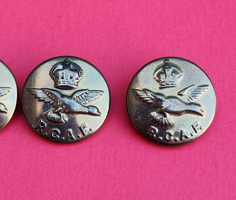 RCAF WW2 Royal Canadian Air Force J. R. Gaunt Montreal Buttons - Etsy