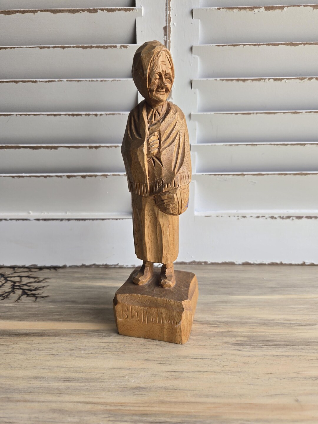 Quebec Hand Carved Woman Folk Art by Benoit Pelletier St. Jean Port ...