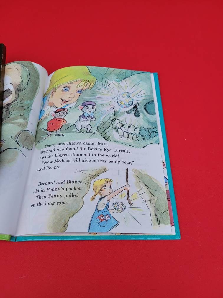 The Rescuers Children's Book Copyright 1977 | Etsy