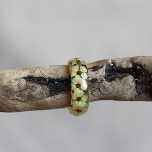 Ring White Pressed Flowers and Epoxy. Infinity Ring ECO Epoxy ...