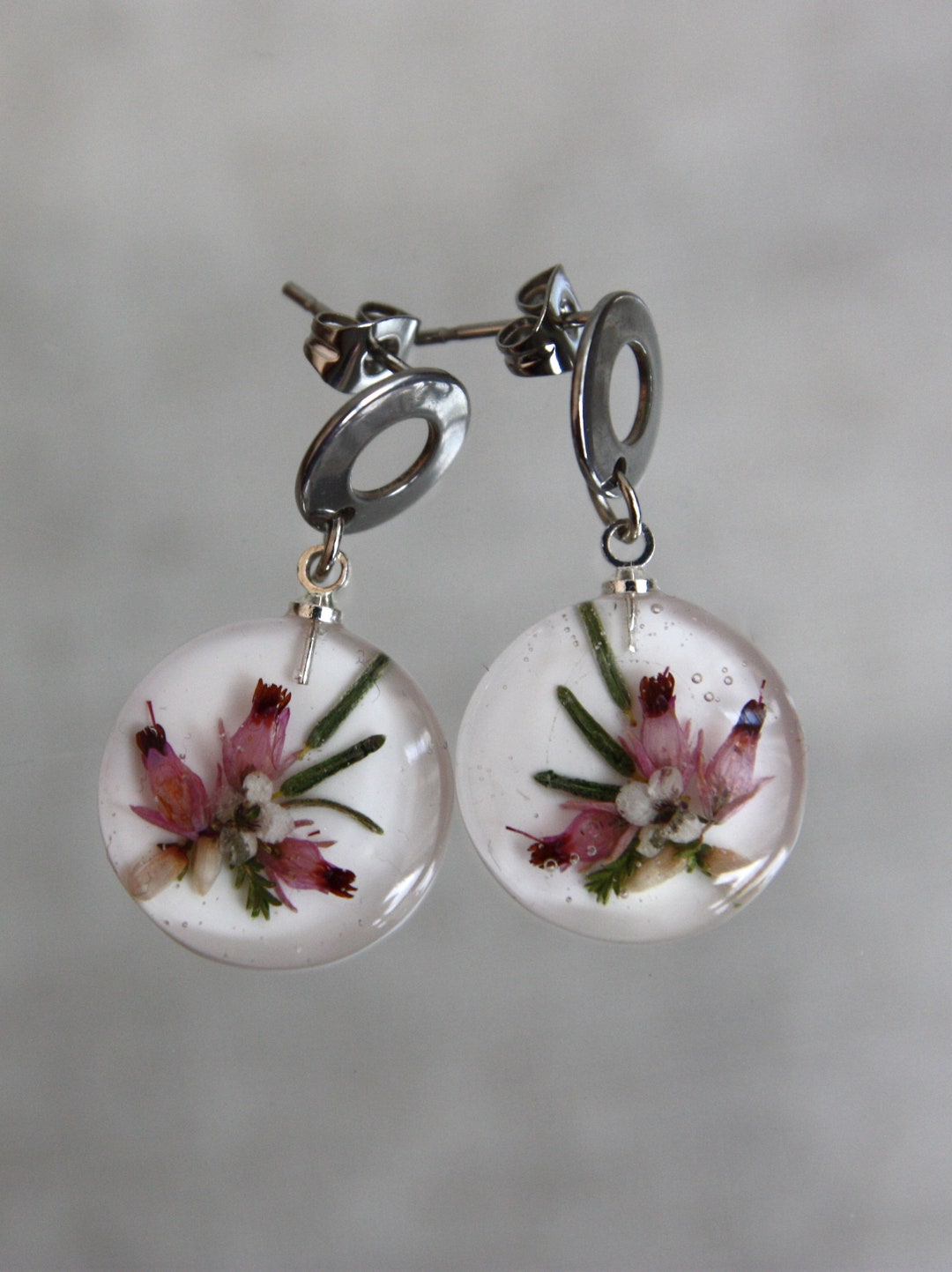 Stud Earrings Made of Alissium, Heather-erica, Moss and Epoxy. White ...