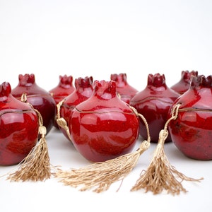 Pomegranate Wedding Favor and Gift, Ceramic Secret Box Pomegranate ...