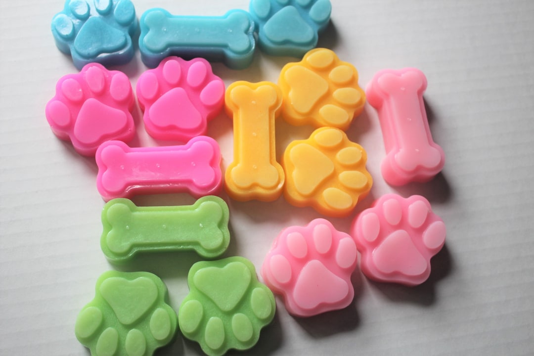 Bone and Paw Prints Soap Set / Gifts and Party Favors Glycerin Soaps ...