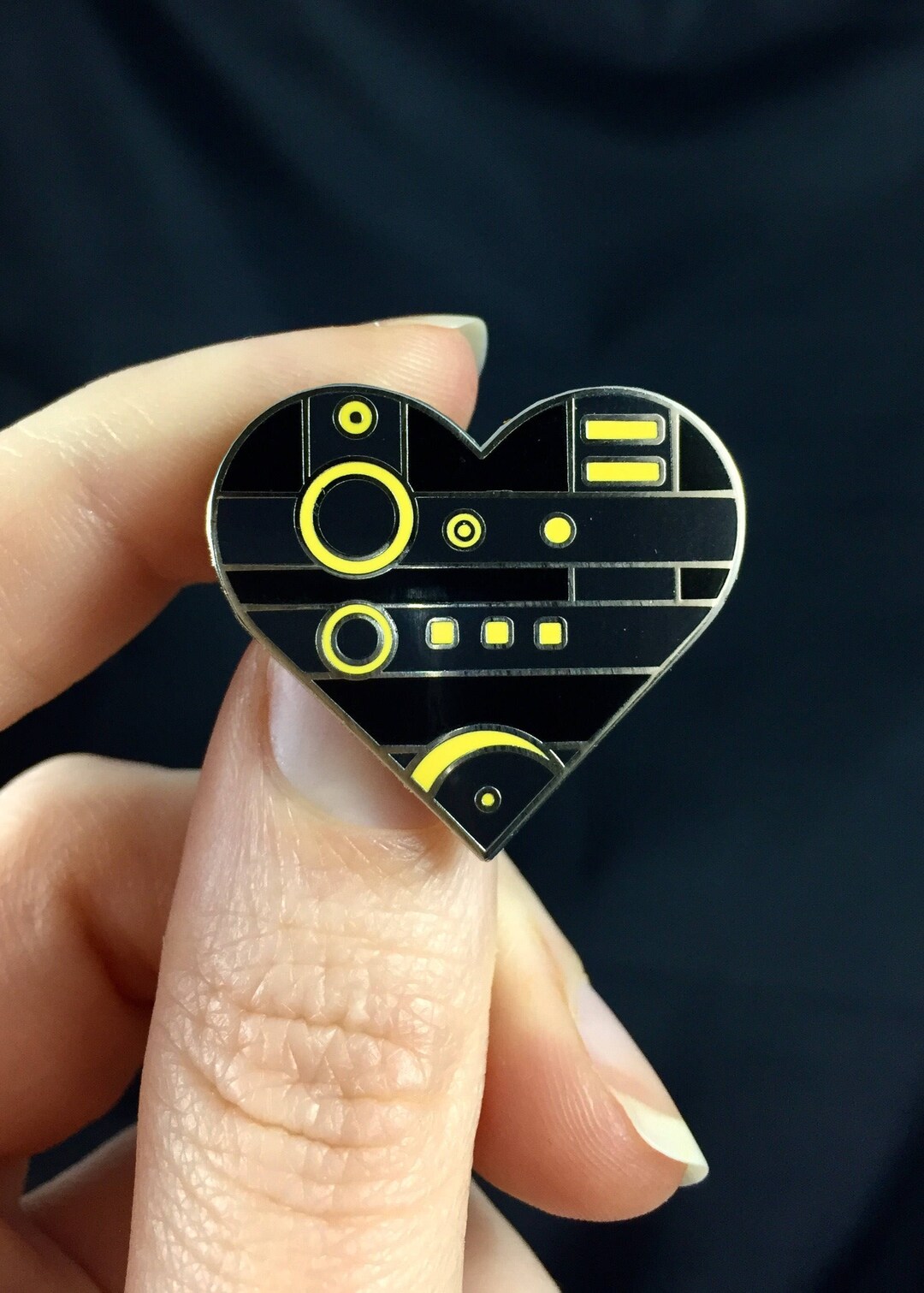 Edward Scissorhands Enamel Pin Gentle Man's Heart Tim Burton Movie Fan ...