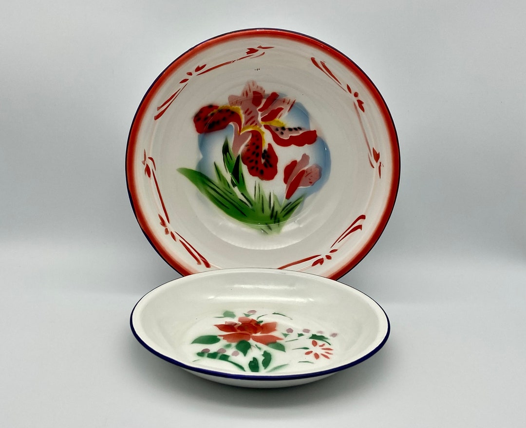 Floral Enamelware Bowls Set of 2, Multicolored Flower Designs Enameled ...