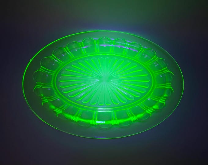 Anchor Hocking Green Colonial Aka Knife and Fork Uranium Glass ...