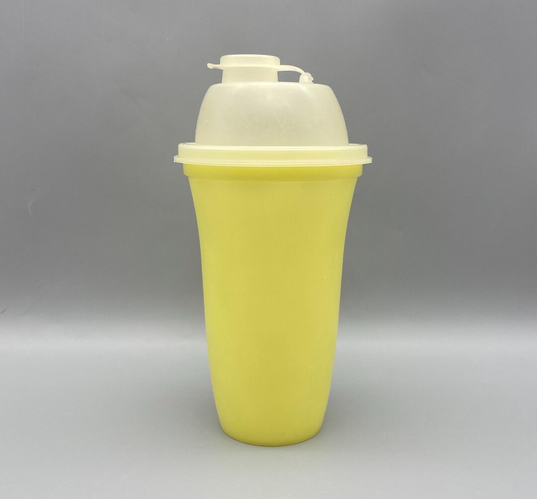 Tupperware Quick Shake 844 Blender Bottle Jar 16 Oz Pastel Yellow ...