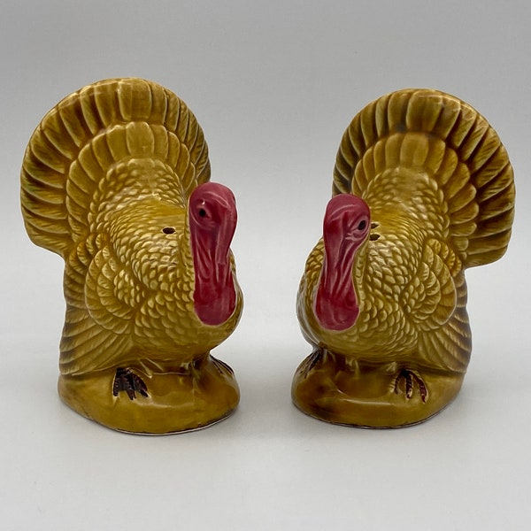 Turkey Salt and Pepper Shakers - Etsy
