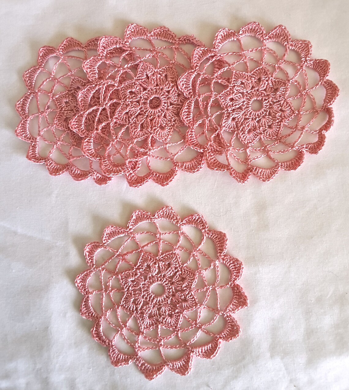 COBWEB LACE DOILIES pink X4 - Etsy