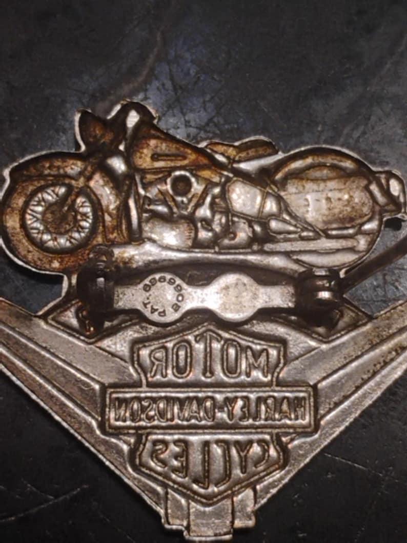 1950 Harley Davidson Factory Visitor Badge/pin - Etsy