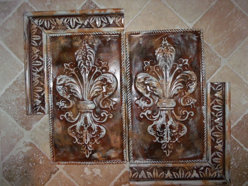 Florentine Twin Fleur De Lis Cast Stone Backsplash Tiles With Matching ...