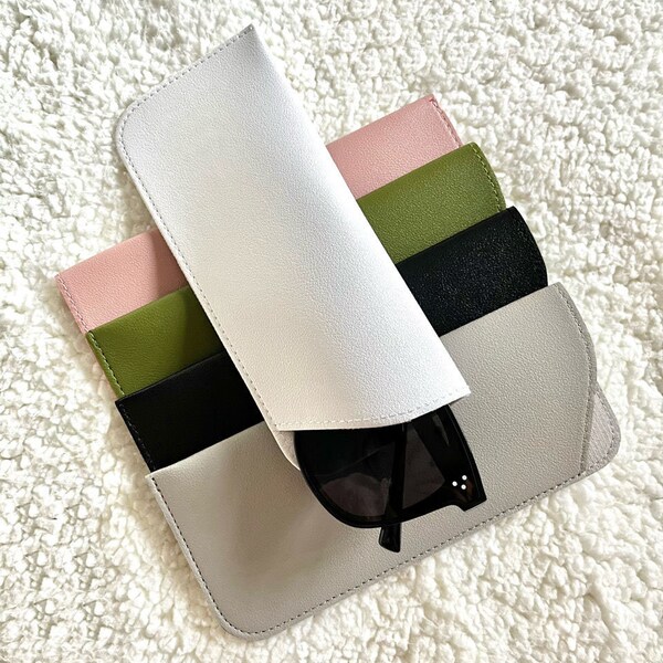 Custom Glasses Case - Etsy