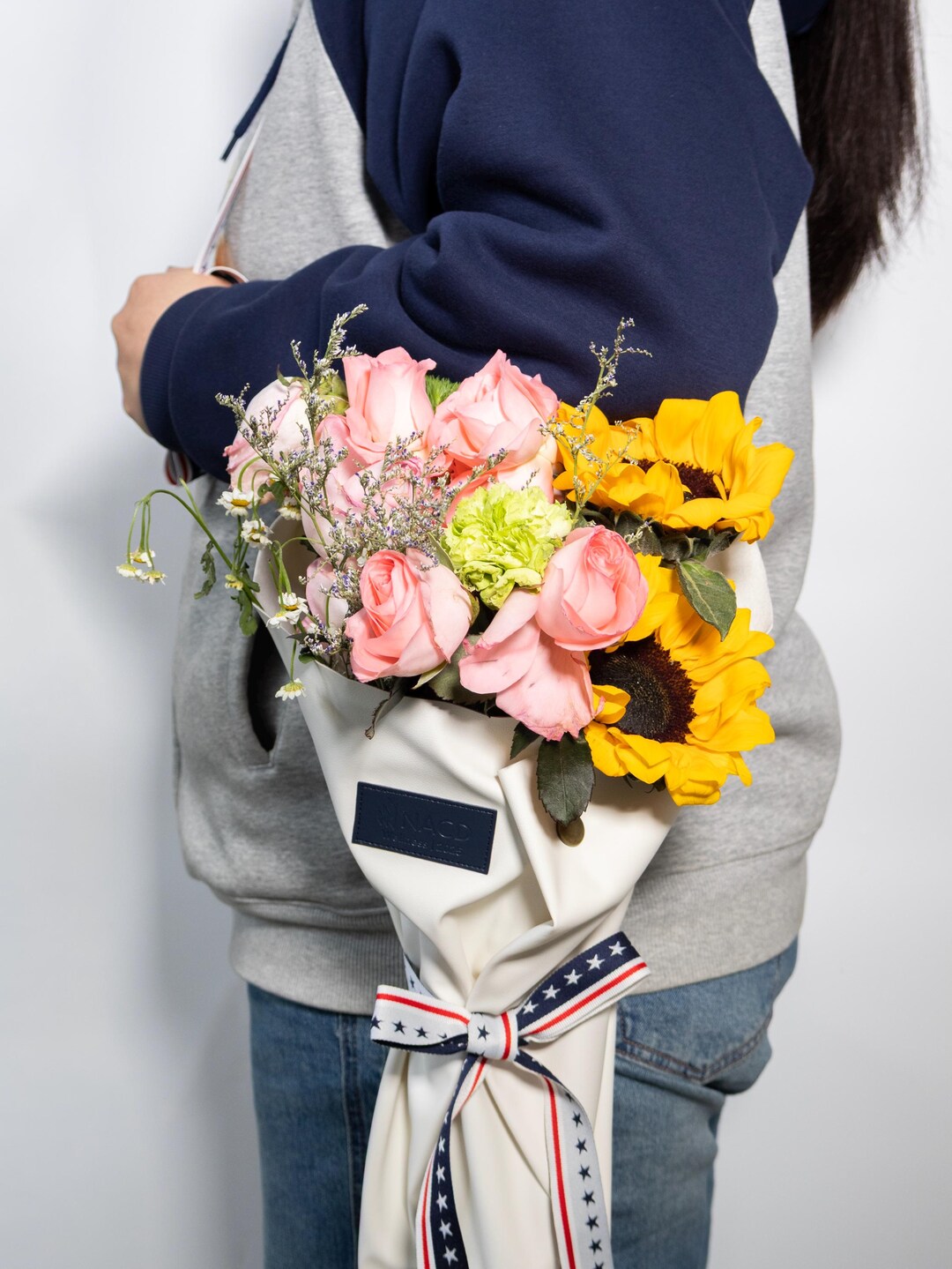 Bulk Custom White Waterproof Leatherette Bouquet Bags-wholesale Logo ...