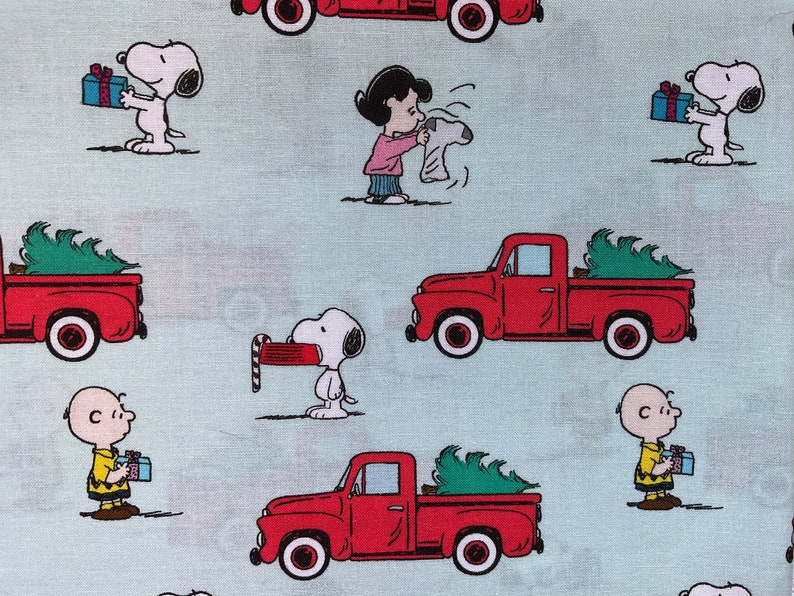 Peanuts Snoopy Lucy & Charlie Brown Christmas Red Trucks Trees Classic ...