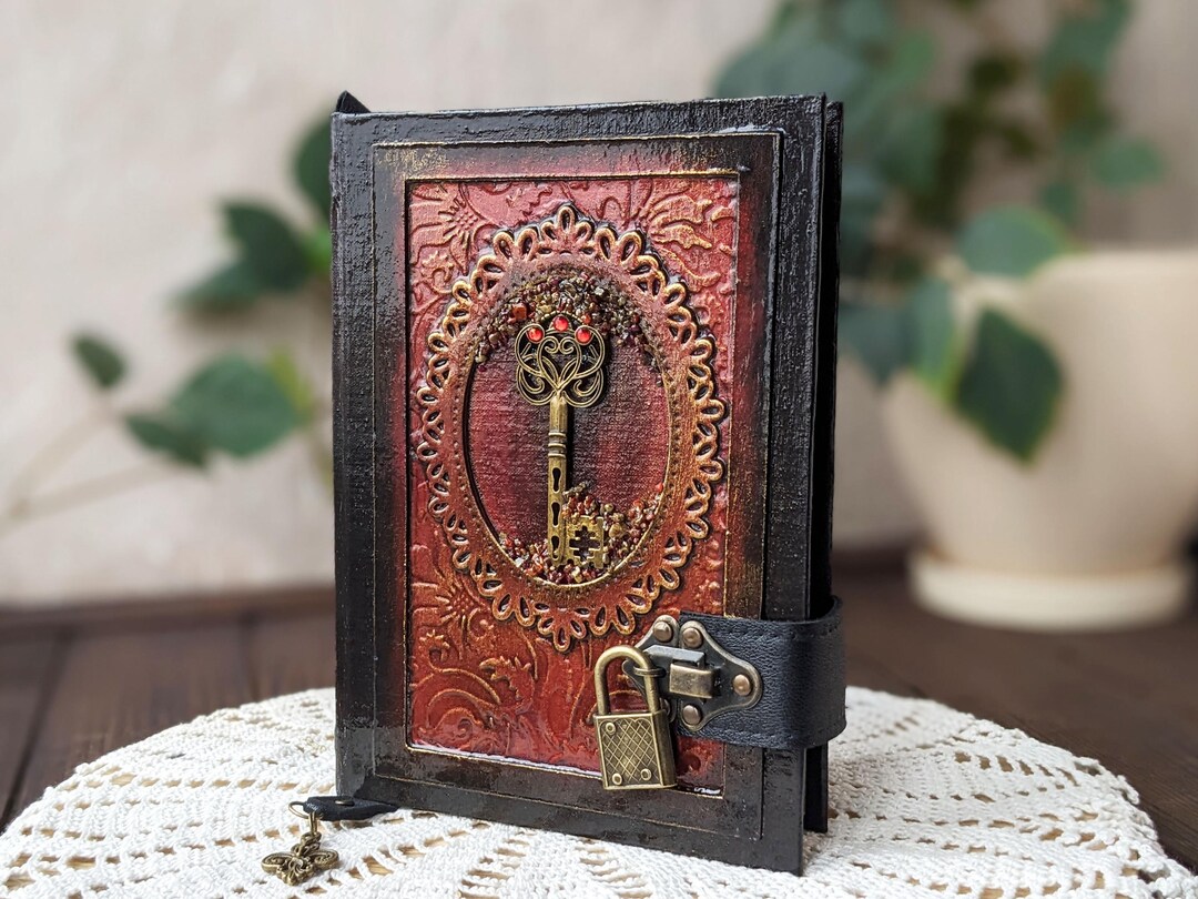 Red Secret Diary With Lock and Key, Magical Lockable Diary With the Key ...